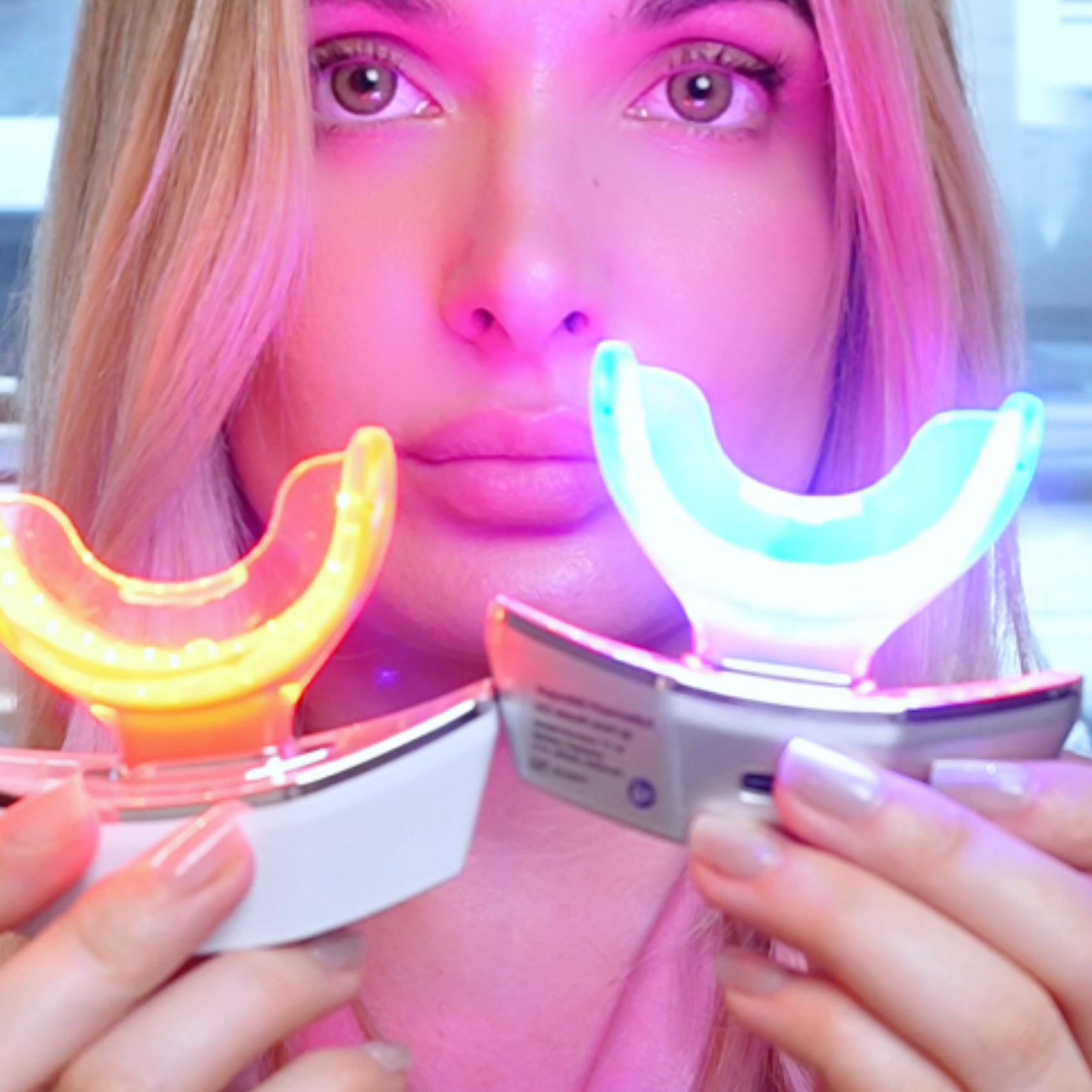 PlasmaGLO™ LED Lip & Mouth Device | Plump Lips & White Teeth