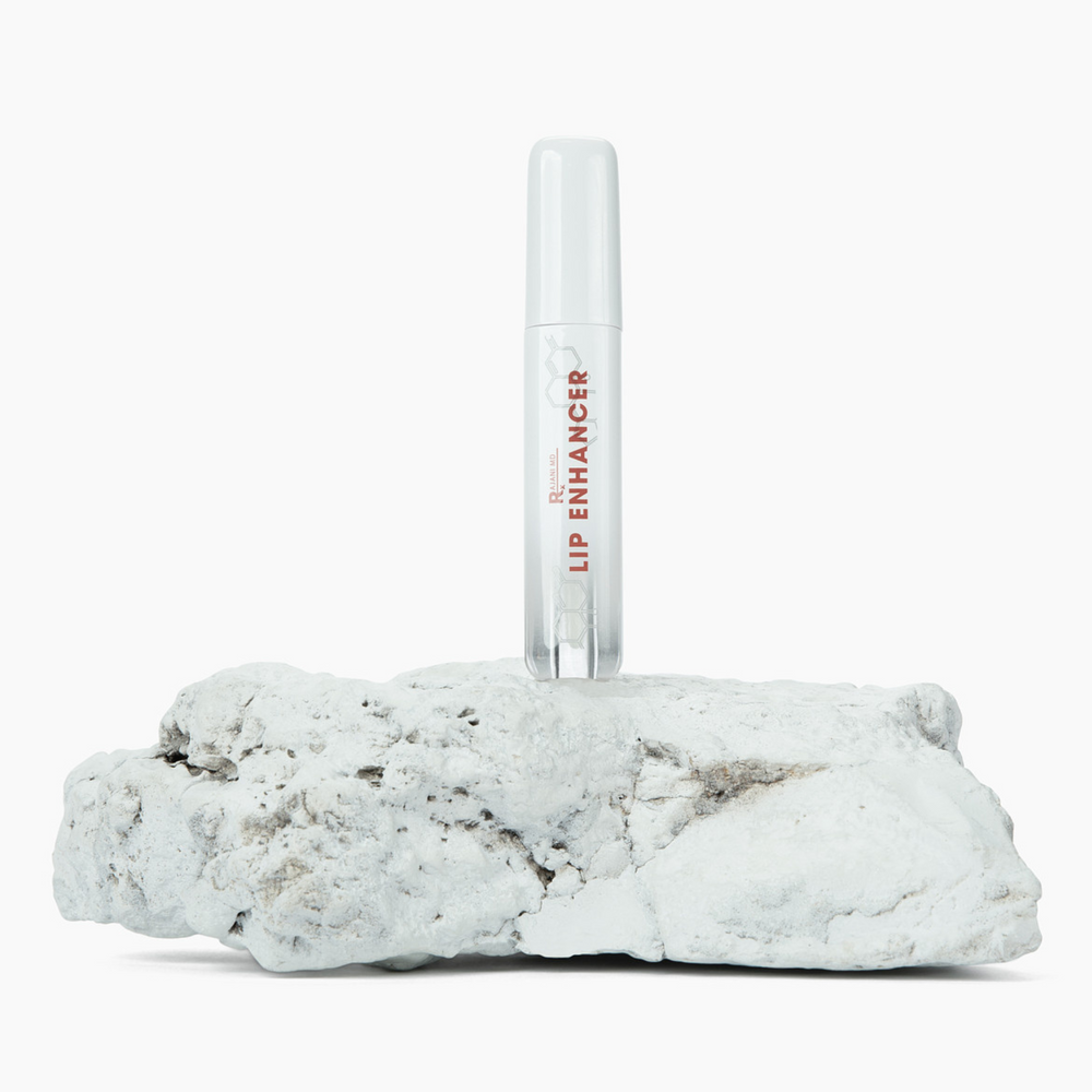 Lip Enhancer: Natural Full Lips, Short & Long-Term Benefits